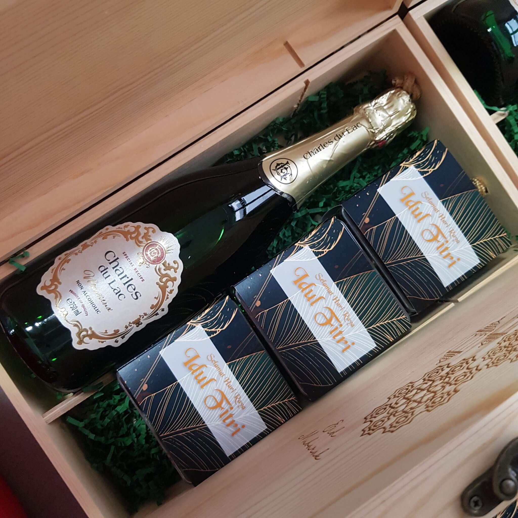 Raya Corporate Gifts | Personalised Raya Gifts I In C Studio