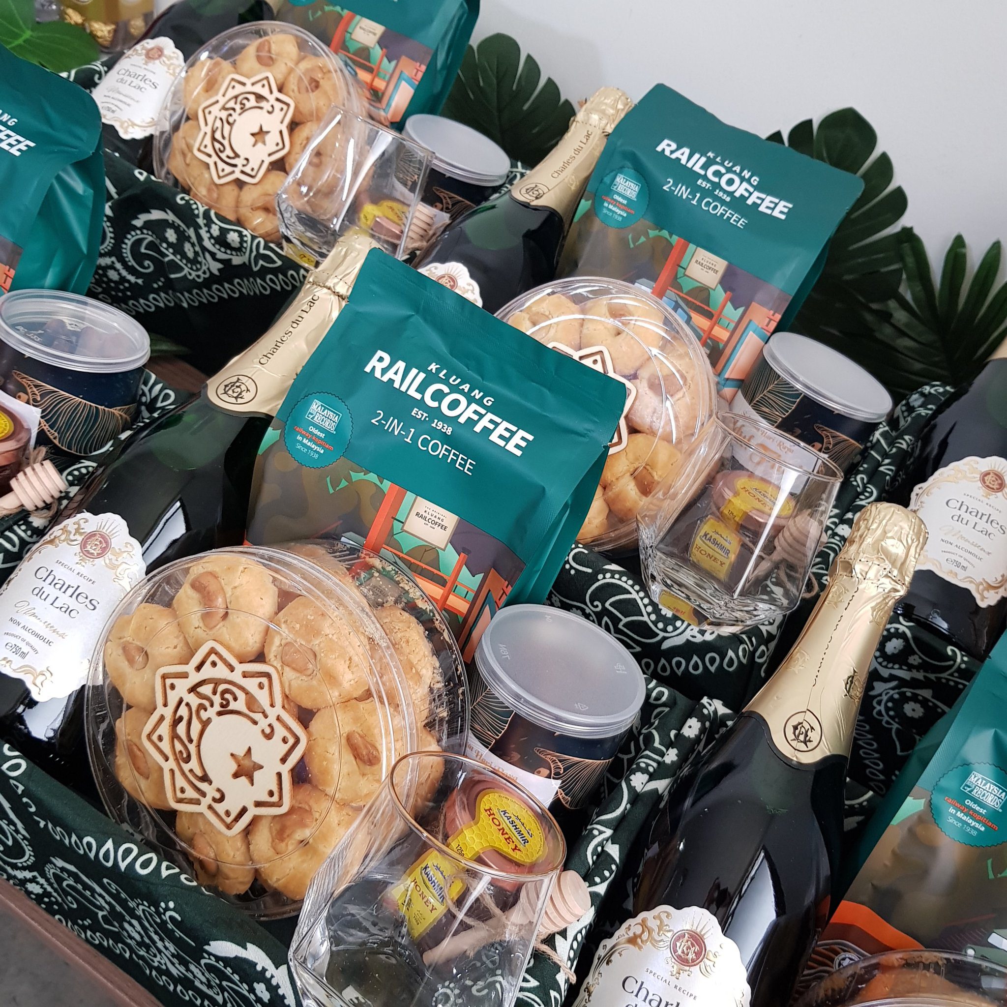 Hari Raya - In C Studio . Gift Hari Raya Corporate Gift