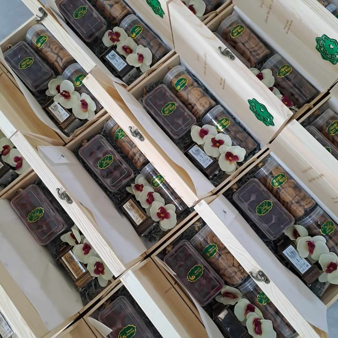 Hari Raya - In C Studio . Gift Hari Raya Corporate Gift